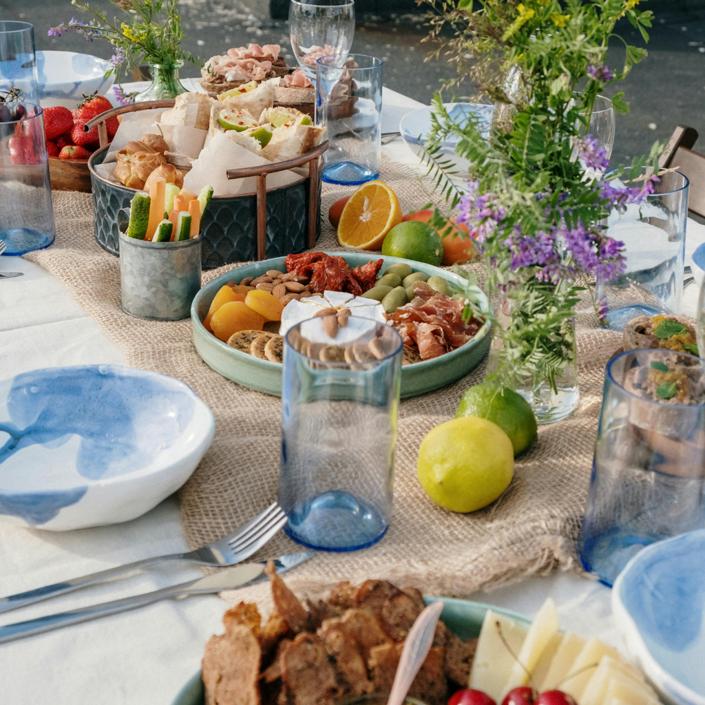 DIY Spring Brunch Tablescape: Create a Picture-Perfect Setting | Events ...